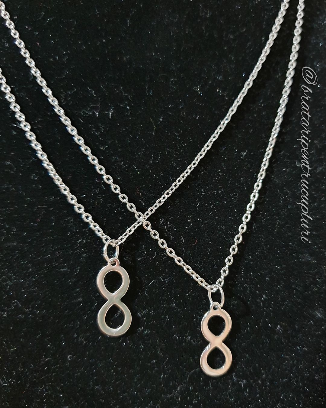 Set de 2 lanturi pentru cupluri cu semnul infinit BPC393 - Brățări ...